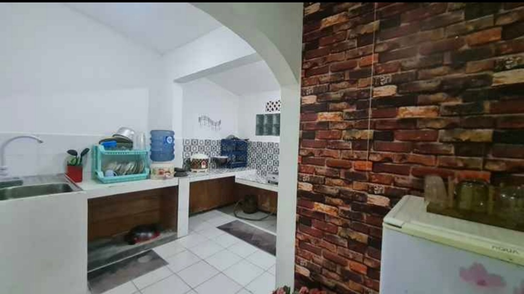 CARAKA HOMESTAY Penginapan Murah di Puncak View Bagus dan Kolam Renang